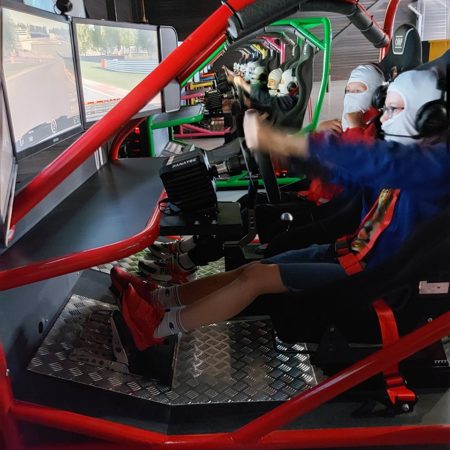 Coach And Race – Simulation de courses automobiles : loisirs / compétitions